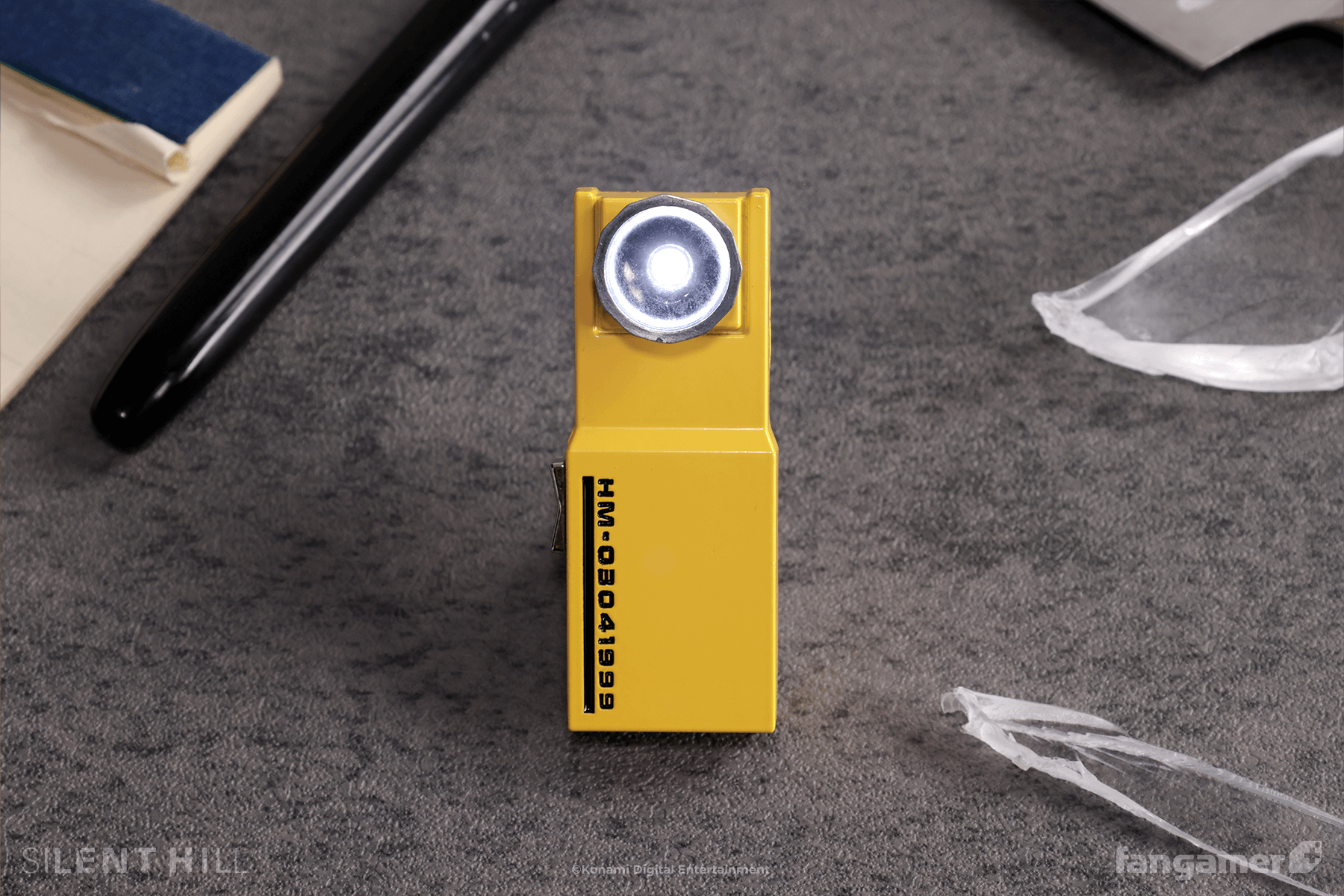 Silent Hill - Harry's Flashlight LED Pin - Fangamer Europe